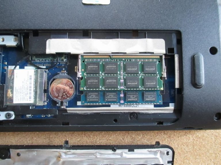 メモリ増設と Windows 10 へのアップデート | UKEURI BASE